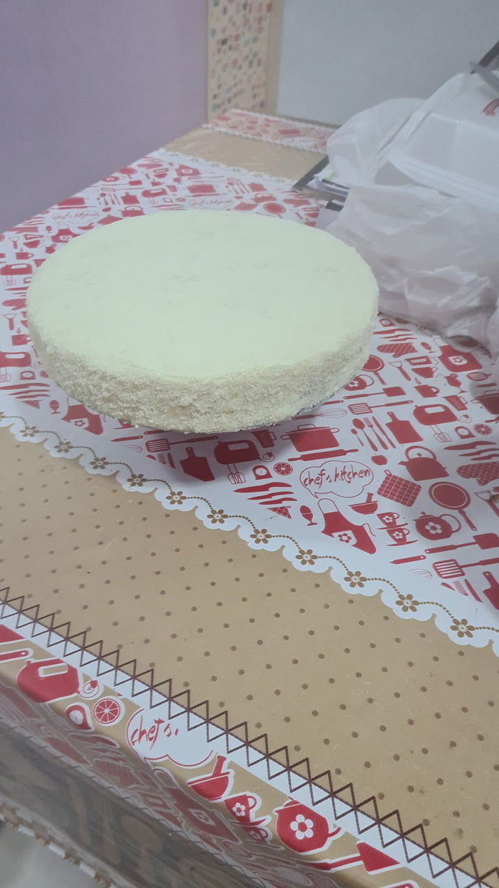 I'm trying to do new things since the last break up, so, I've bake a cake of white chocolate ...