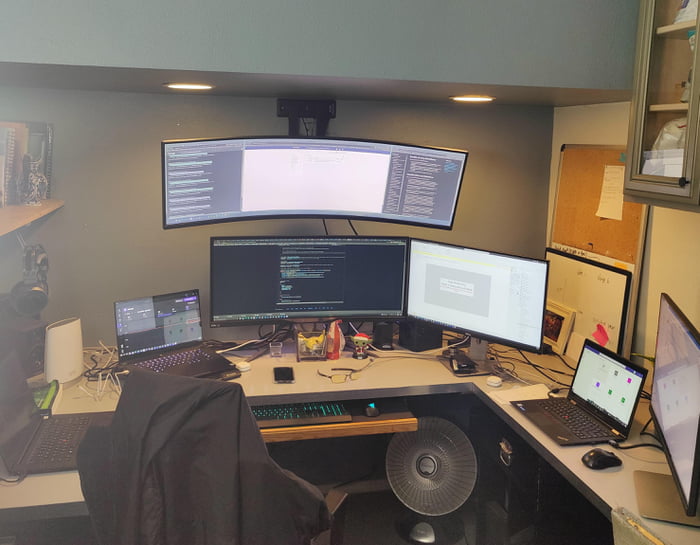 3 jobs requires maximum efficiency - 9GAG