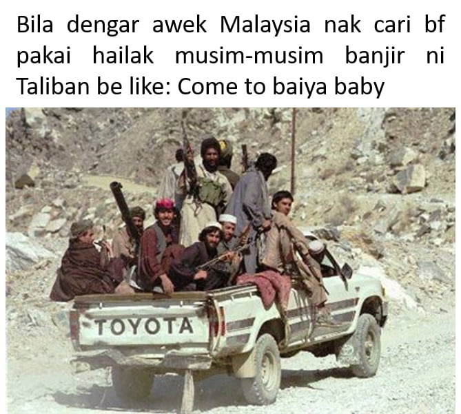 Awek2 BBNU kalau sembang, kalah isap batu... - 9GAG