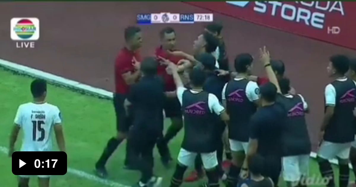 Nah loh!!! Ributnya mulai keluar... - 9GAG