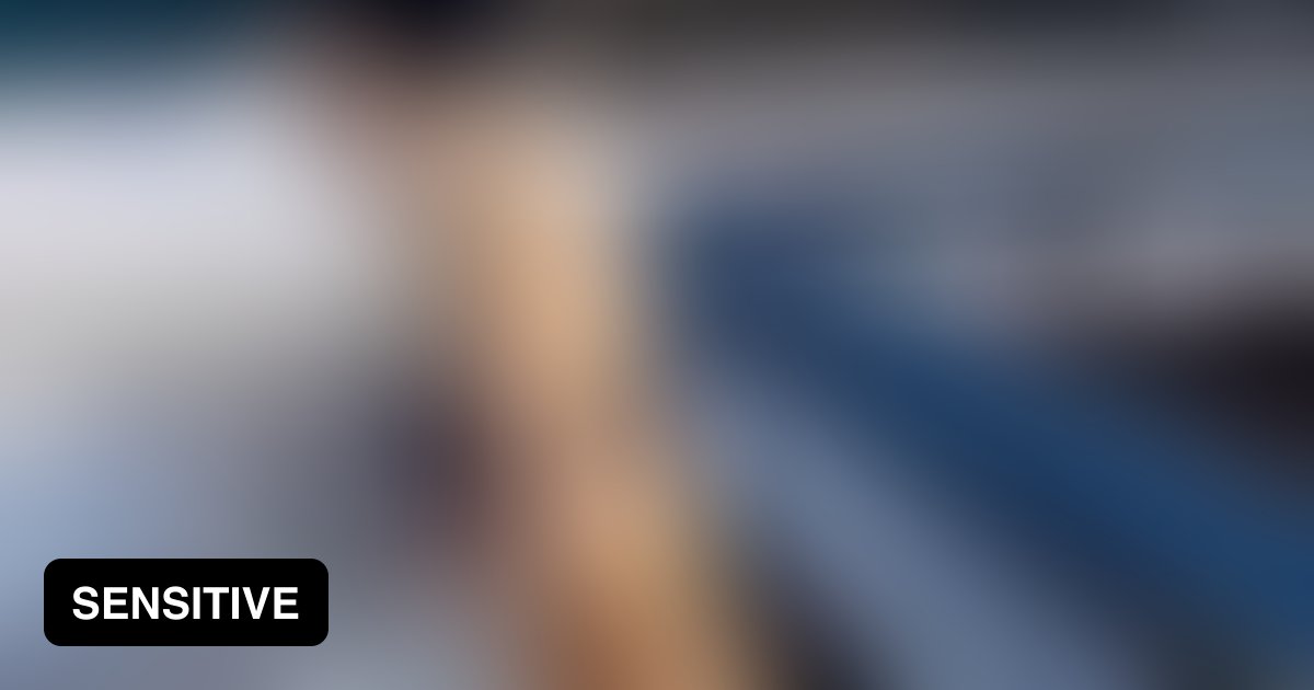 Hold my cosmo - 9GAG