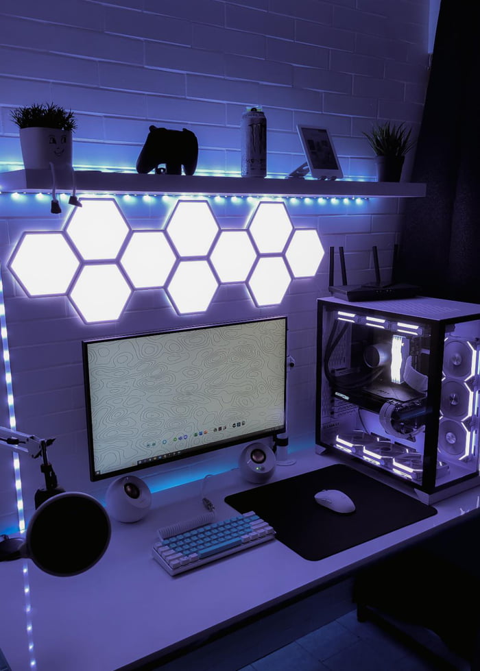 Just another white setup. - 9GAG
