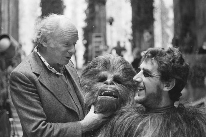 Rare photo of the first furry convention, ConFurence 0 (1989) - 9GAG