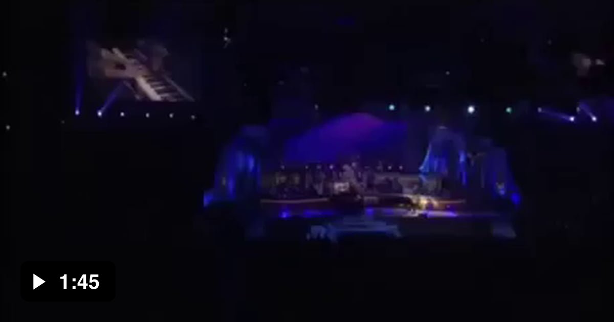 Crying violin - 9GAG