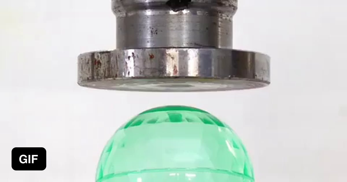Hydraulic press vs. magic ball - 9GAG