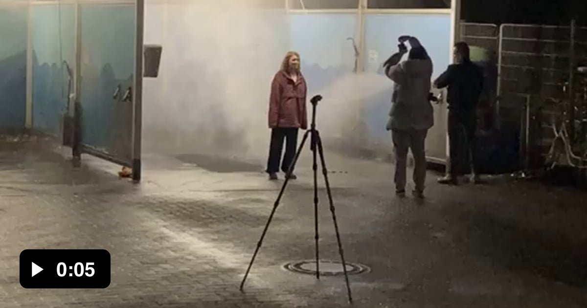 Low budget photo shooting - 9GAG