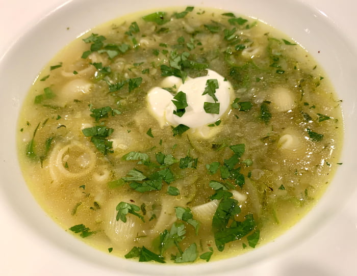 Zucchini Soup with Pipe Rigate Pasta - 9GAG