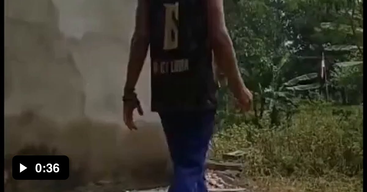 Insert meme *bodoh skali dia yang mulia - 9GAG
