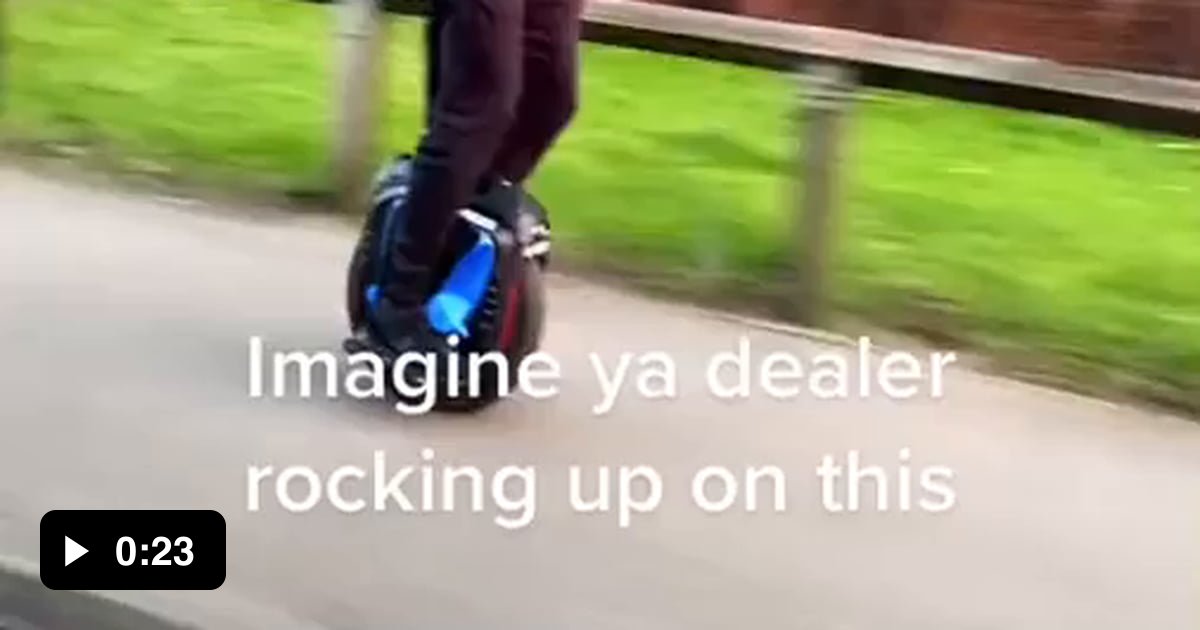 One-wheeled segway rider doing 40 mph - 9GAG