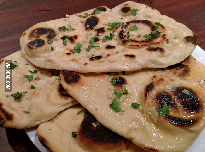 Homemade Garlic Naan Bread - 9GAG