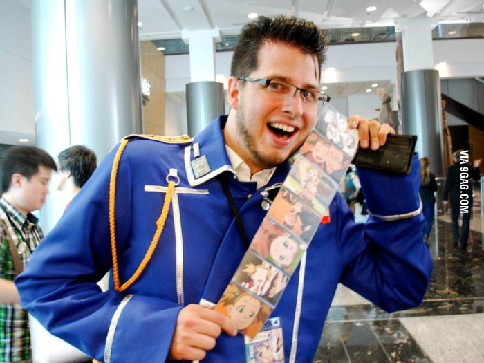 My Maes Hughes cosplay! What do you guys think? - 9GAG