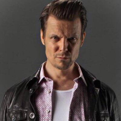 The original face of Max Payne, Sam Lake, cosplaying as Sam Lake ...