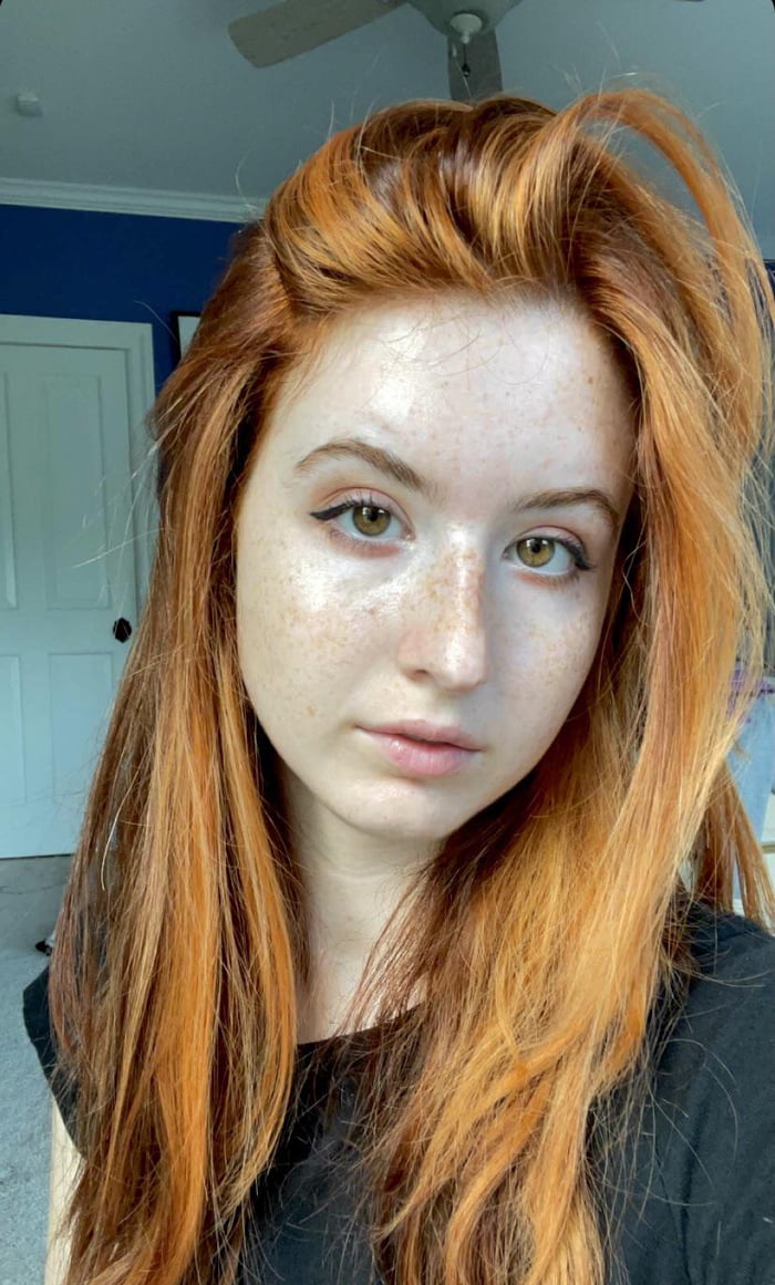 Good morning. Here’s some more hazel for you! - 9GAG