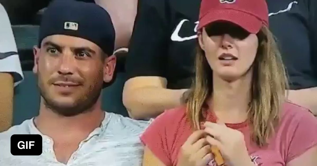 Dude gets caught on tv with his side chick. - 9GAG