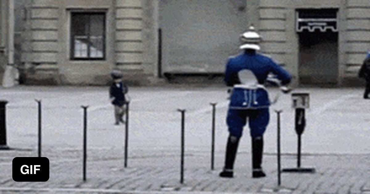 Awesome Guard - 9GAG