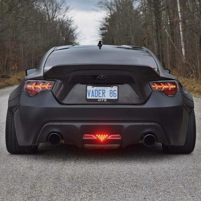 9gag needs a car section. - 9GAG