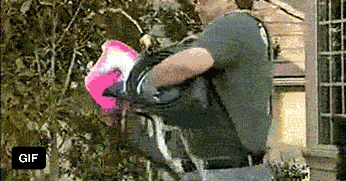 My favorite physics simulation - 9GAG