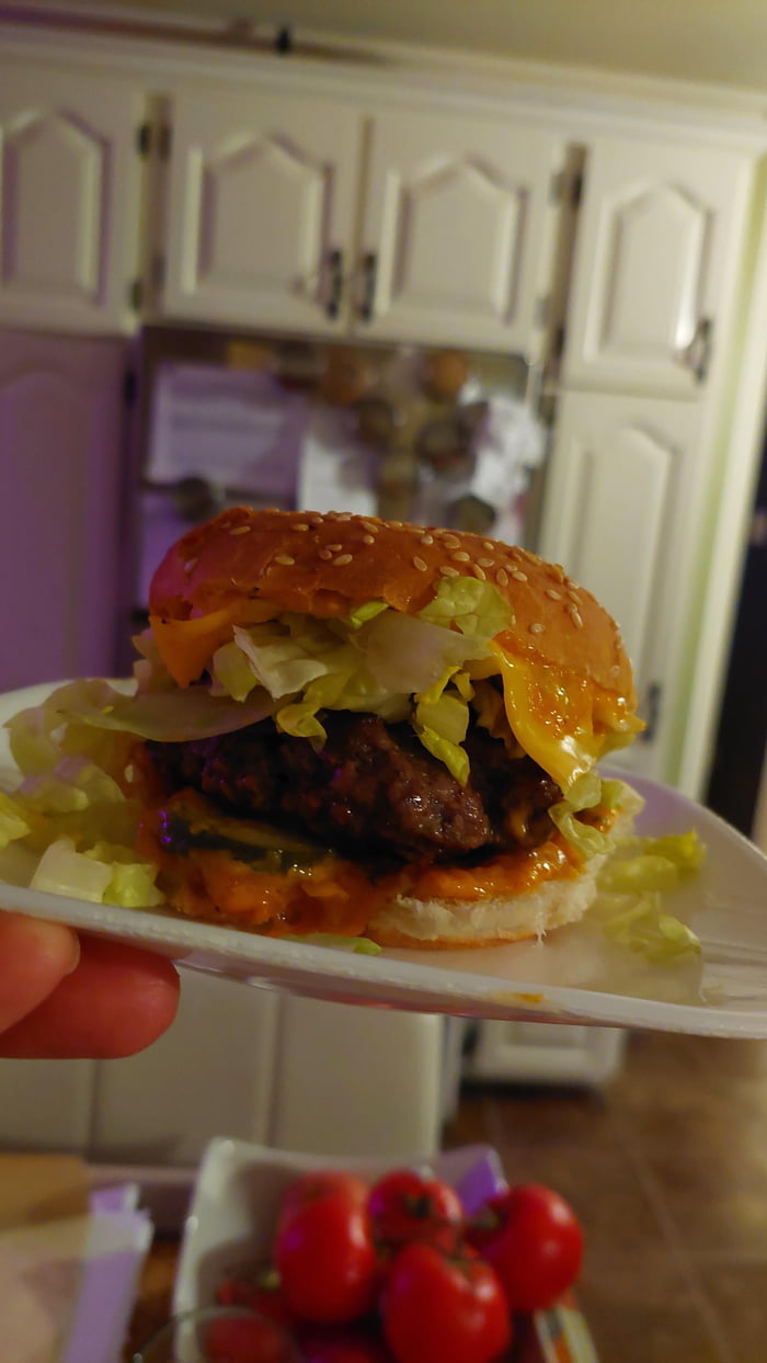 Late Nite homemade Big Mac - 9GAG