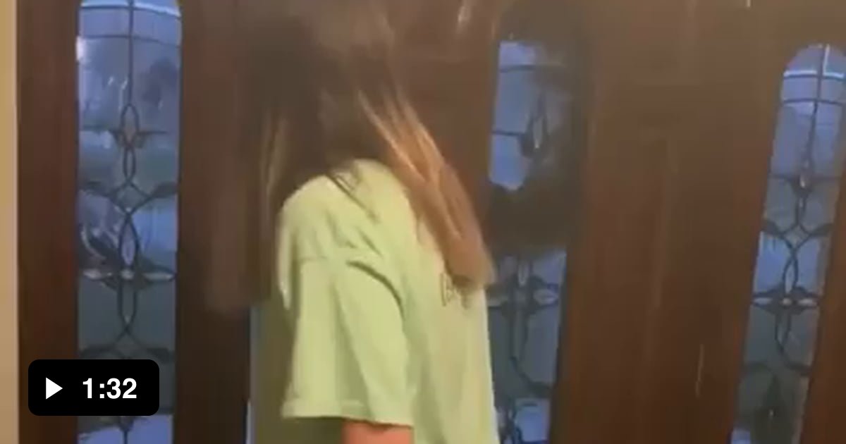 Legendary prom proposal & the amazing friendships - 9GAG