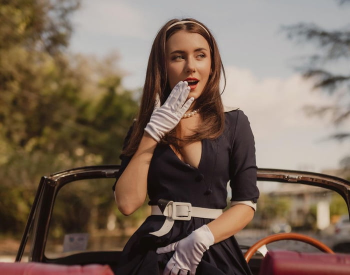 Anna Arilaviee - 9GAG