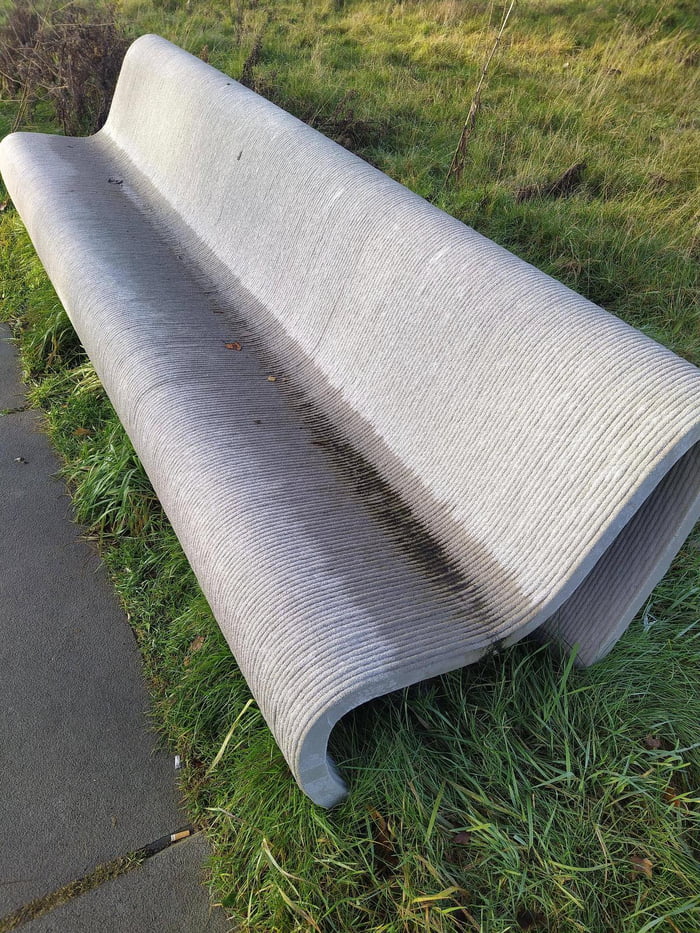 This bench which stays wet for too long - 9GAG