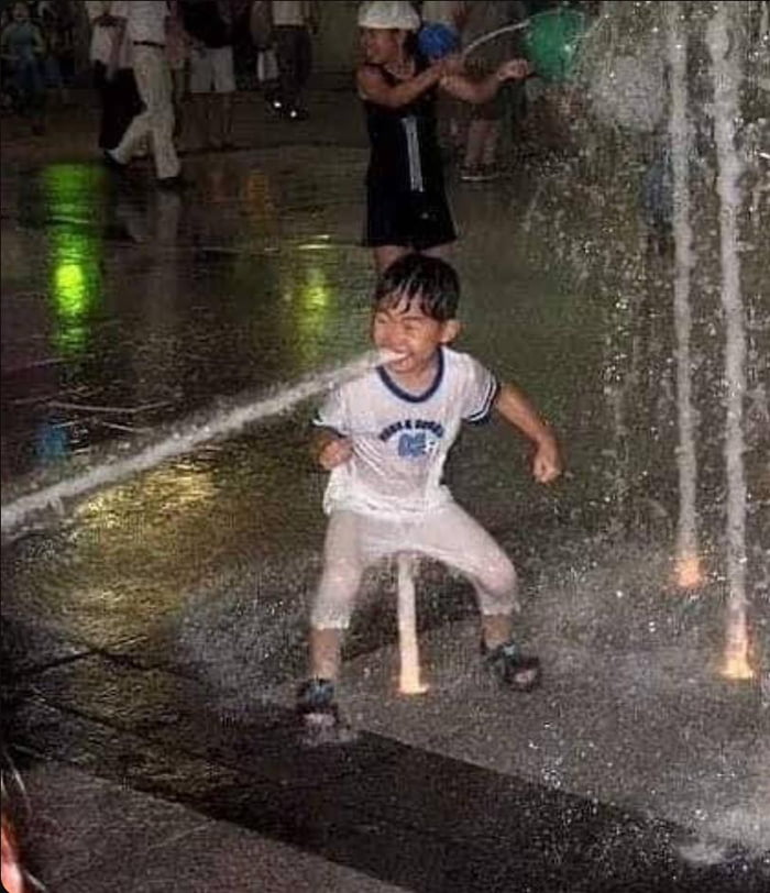 The true water bender - 9GAG