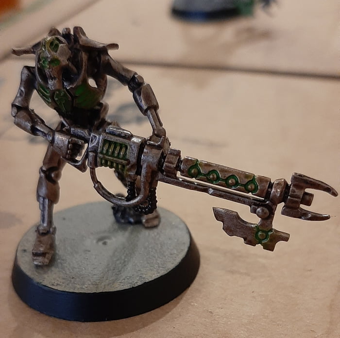 Painted my first ever mini and im loving painting so far - 9GAG