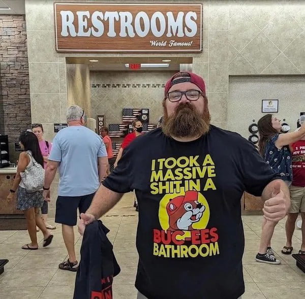 Buc-ees nuggets - 9GAG