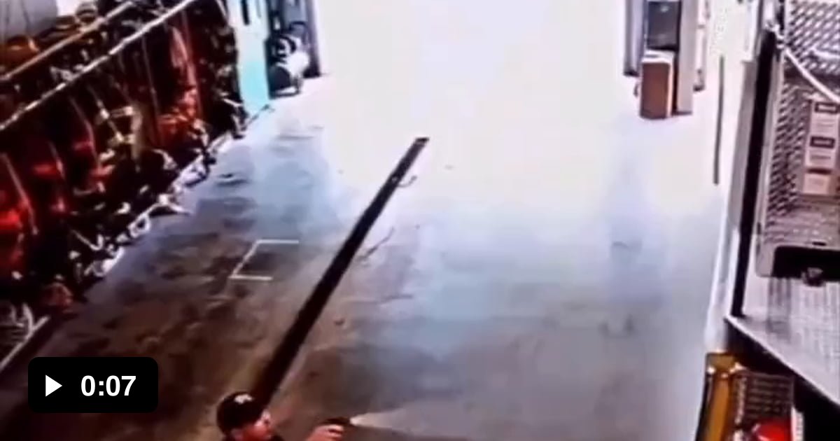 Sliding into the weekend be like - 9GAG