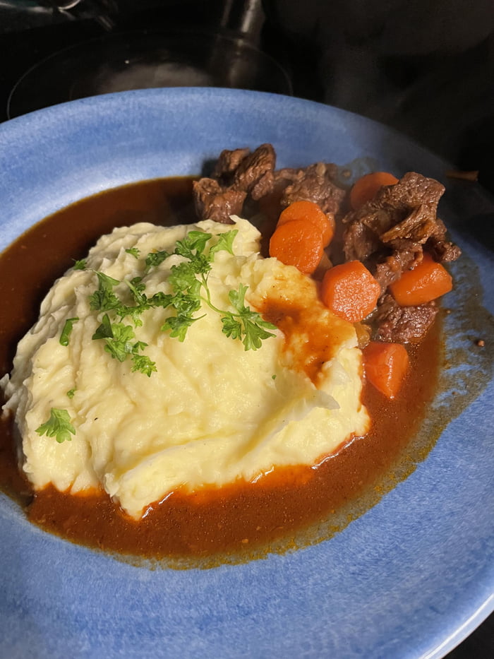 Guiness beef stew - 9GAG