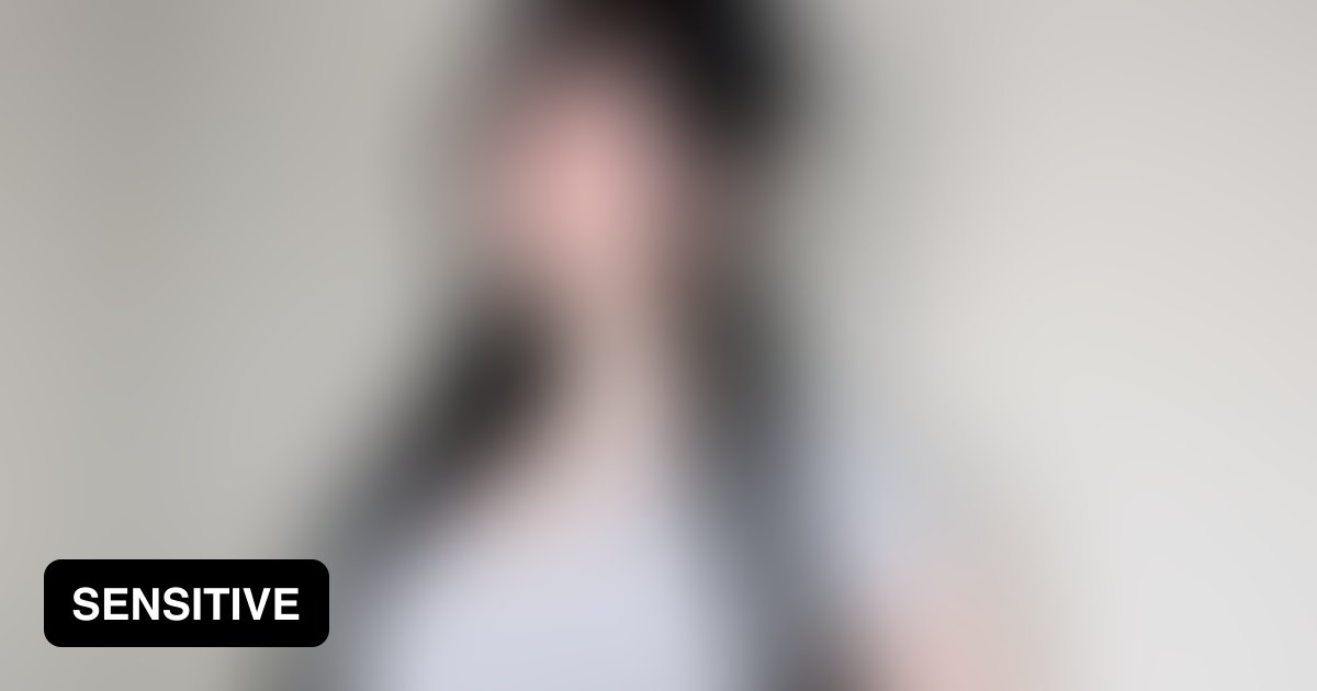 Ariana Angels - 9GAG