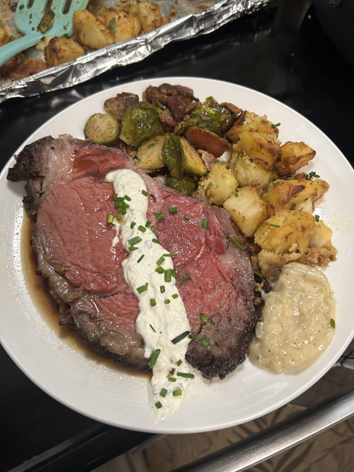 Christmas prime rib - 9GAG
