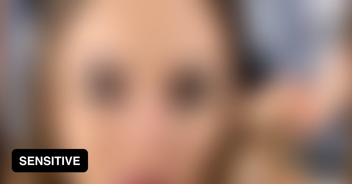 Does anyone know the girl's name? (link in the comments section) - 9GAG