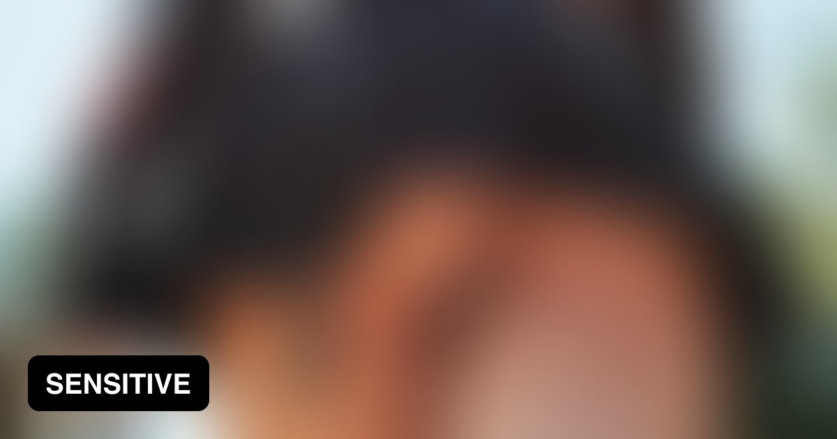 What are you doing down there, Cloud? - 9GAG