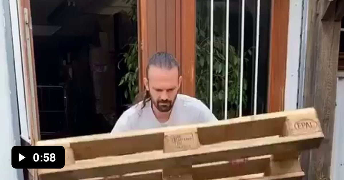The king of pallets. - 9GAG