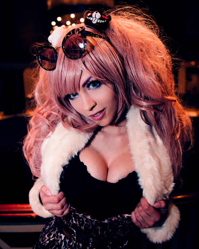 LovelyxRiot as Junko (Danganronpa) - 9GAG