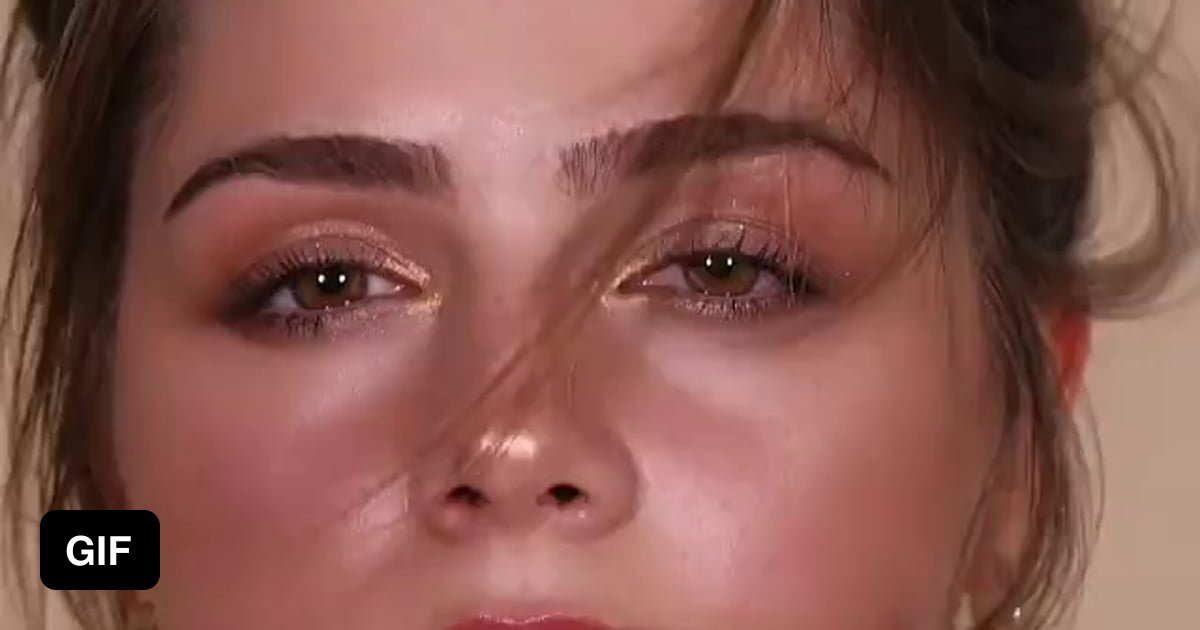 Jessy Hartel GIF - 9GAG