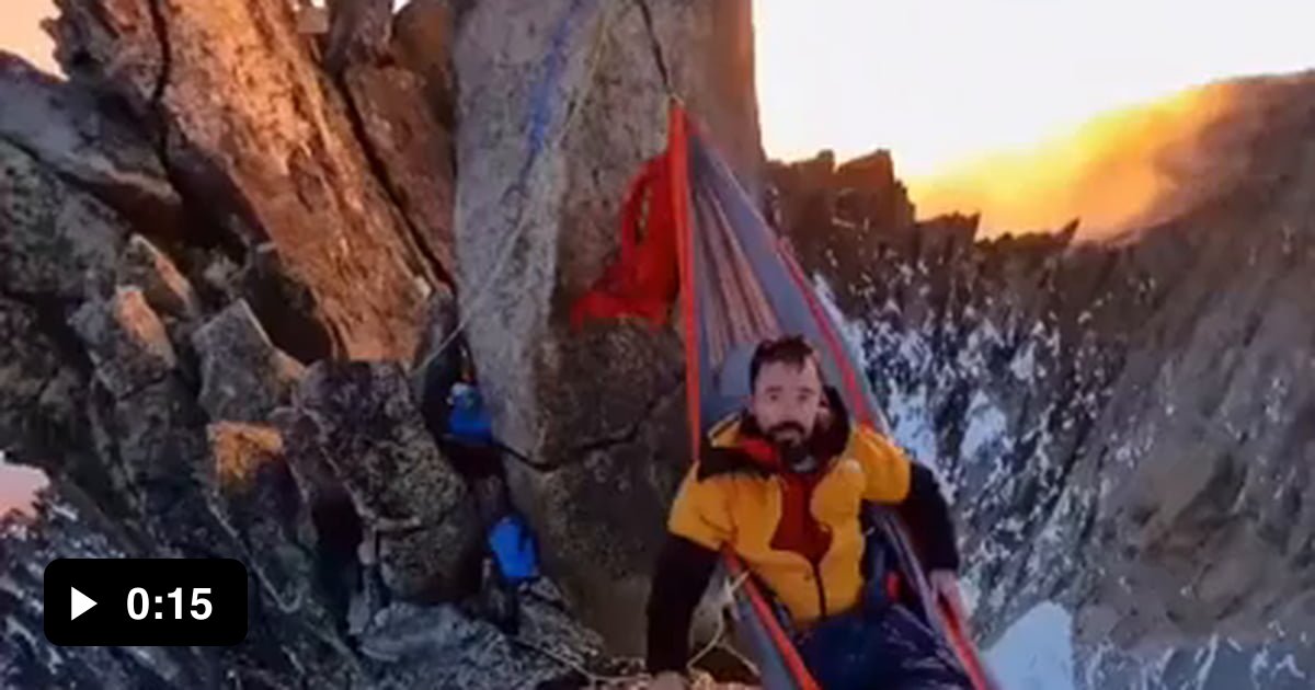 How mountain climbers sleep - 9GAG