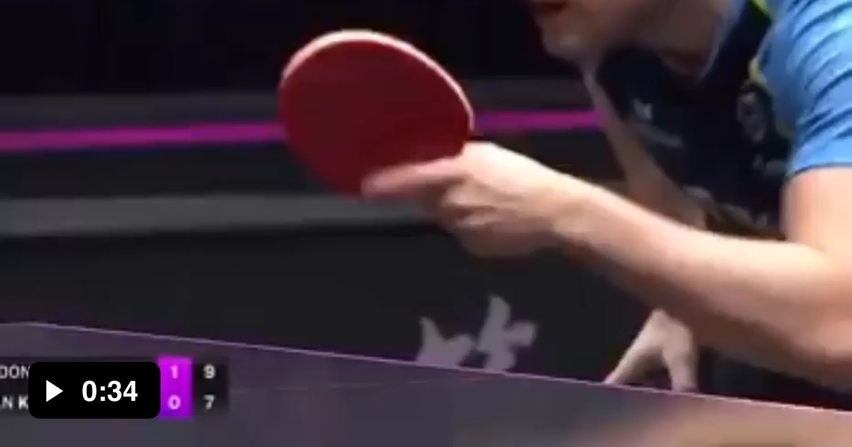 The way this ping pong player tricked his opponent by faking a shot - 9GAG