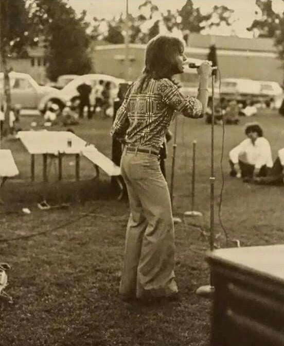 19 year old Dave Roth (1973) lead singer of a band formed by two ...