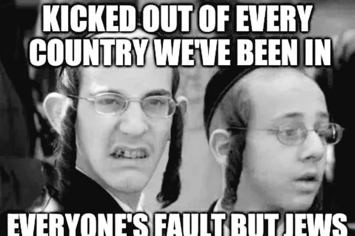 WHY does this become sensitive content? 9gg get your sh*to together - 9GAG