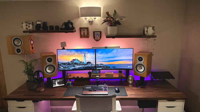 WFH setup v2.0 - 9GAG