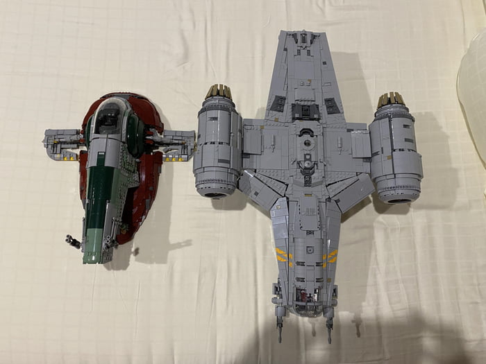 Slave 1 vs Razor Crest UCS minifig scale comparison. Is this right or ...