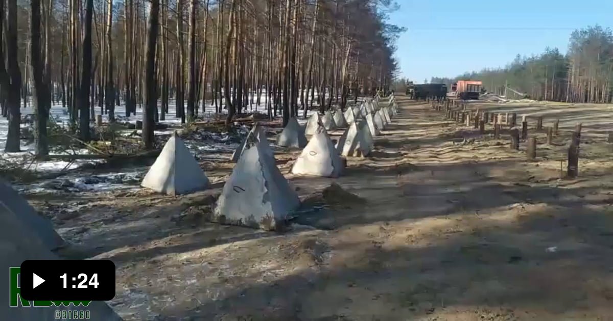 Russian Army continues to built extensive fortifications line In the ...
