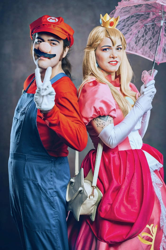 Mario & Peach - 9GAG