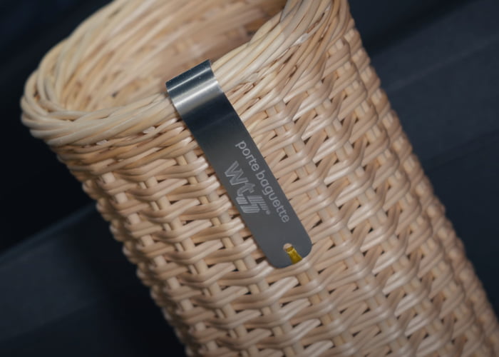 New Renault 5 feature - the porte baguette - 9GAG