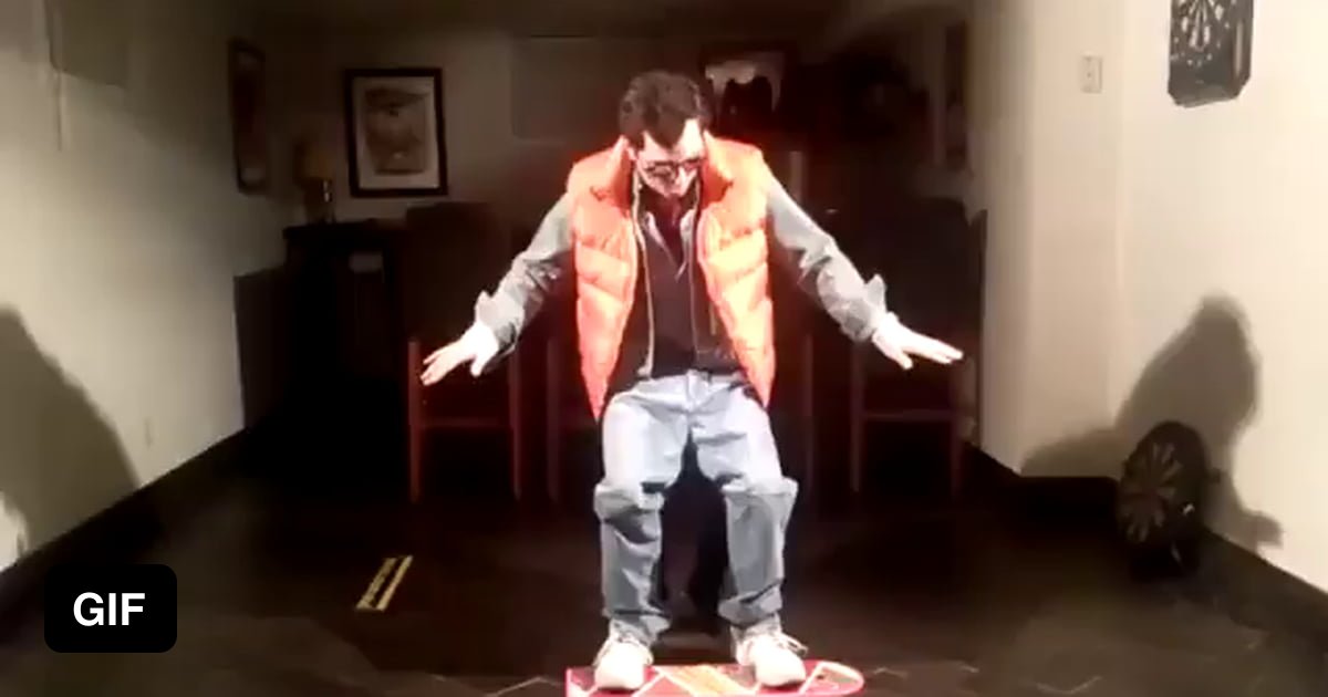 This Marty McFly Halloween costume - 9GAG