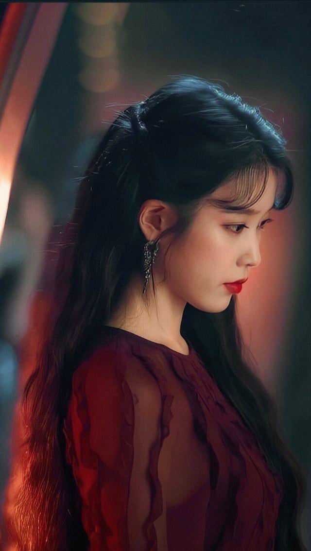 Elegant IU - 9GAG