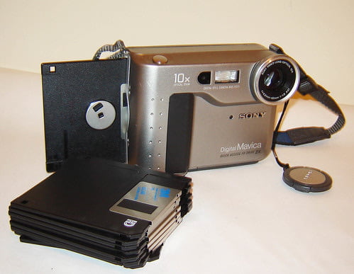 Was today years old when I learnt Sony has digital camera that uses ...