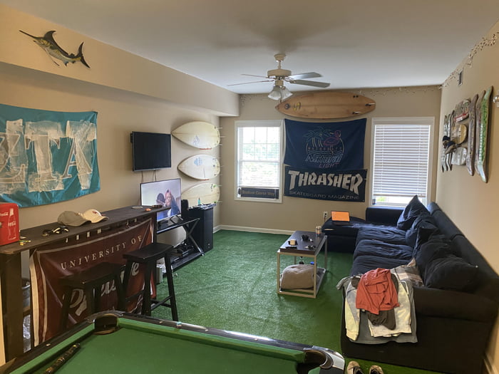 College apartment 2022. Roll Tide Roll. - 9GAG